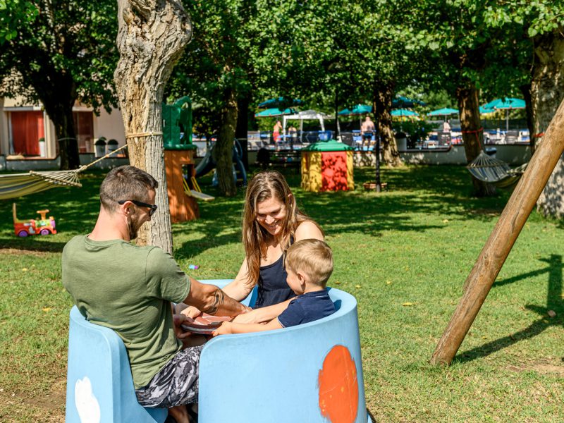 Hotel fronte Darsena Rimini 4 stelle con piscina San Giuliano Mare Rimini